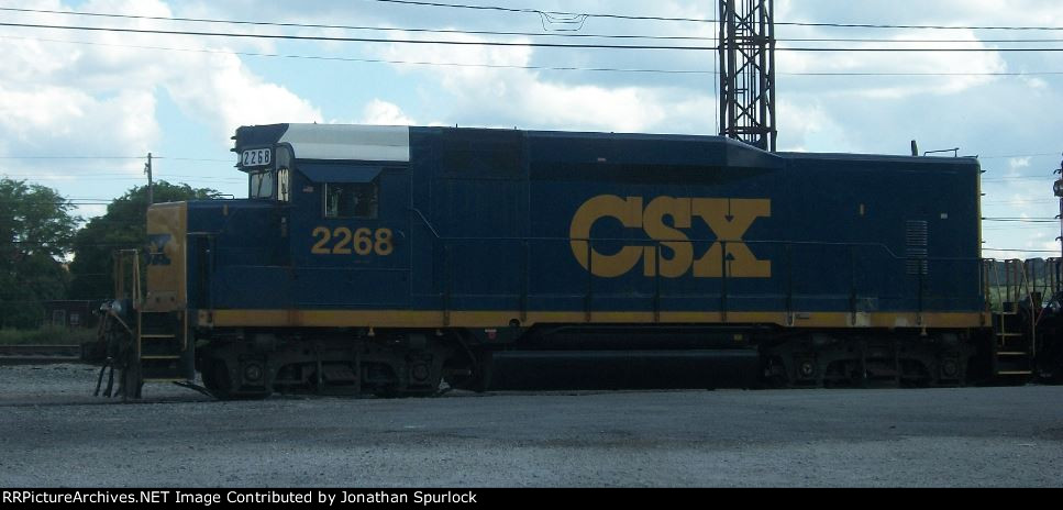 CSX 2268, left side